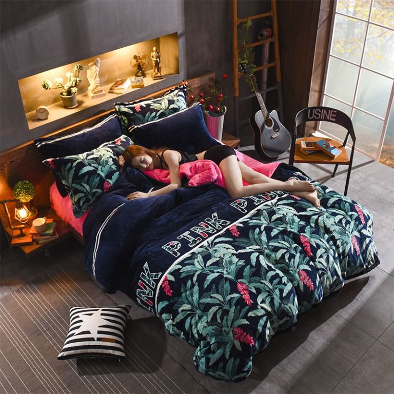Victoria's Secret Flannel Warm Printing Bedding Set MM