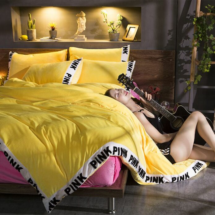 Victoria's Secret Velvet Warm Tower Style Embroidery Bedding Set ASSH-NH