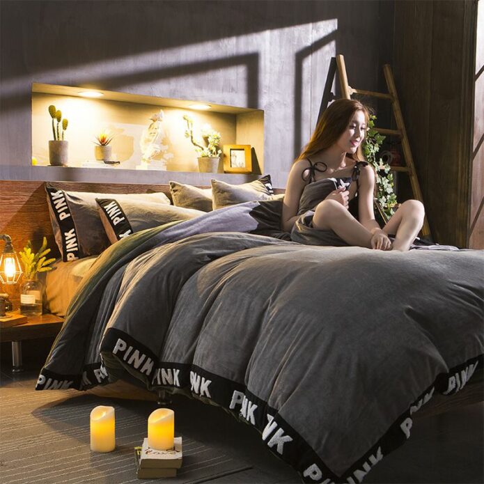 Victoria's Secret Velvet Warm Tower Style Embroidery Bedding Set ASSH-SH