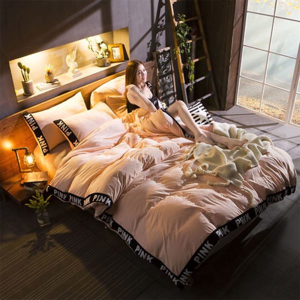 Victoria's Secret Velvet Warm Tower Style Embroidery Bedding Set ASSH-YS