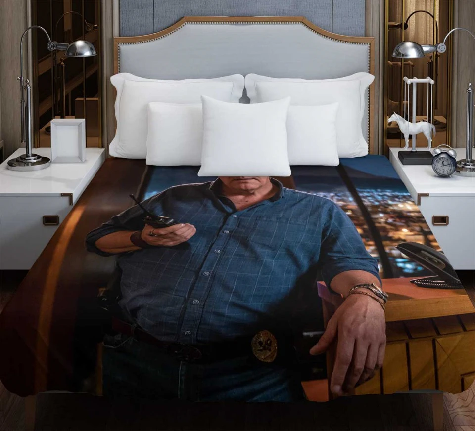 Memory Movie Ray Stevenson Duvet Cover