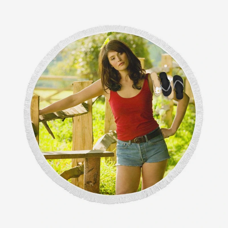 Tamara Drewe Movie Gemma Arterton Round Beach Towel
